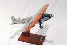 TM Tri Motor 1/48 Scale – CR Smith Museum Store